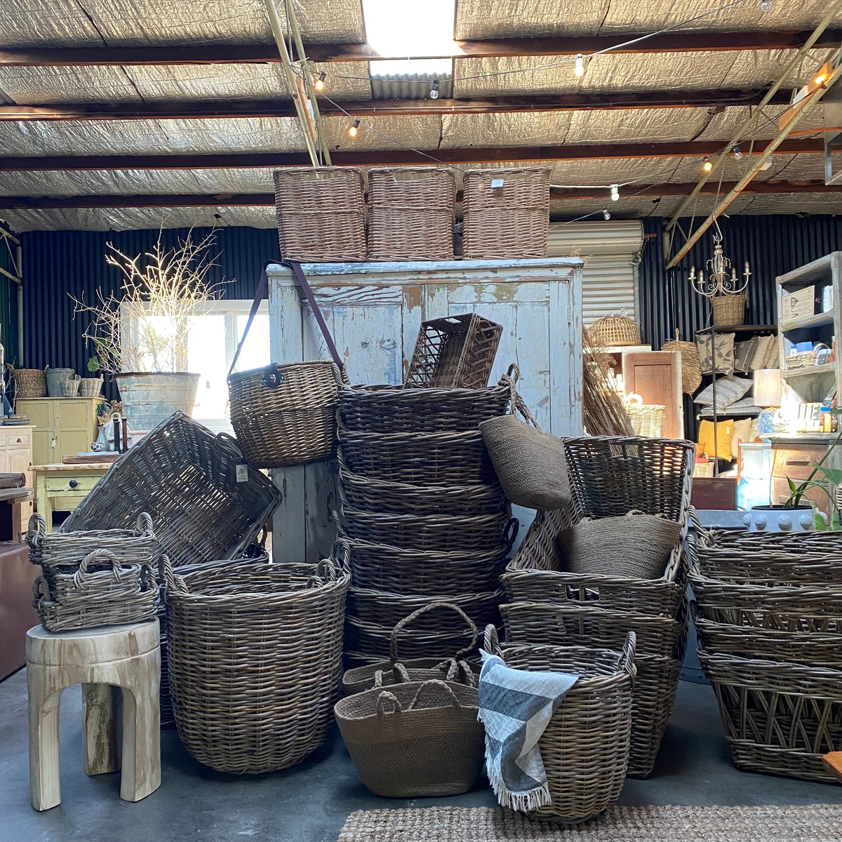Baskets & Utility – HensTeethTrading