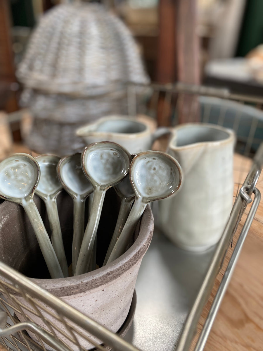 Indigo Ceramic Spoon – HensTeethTrading